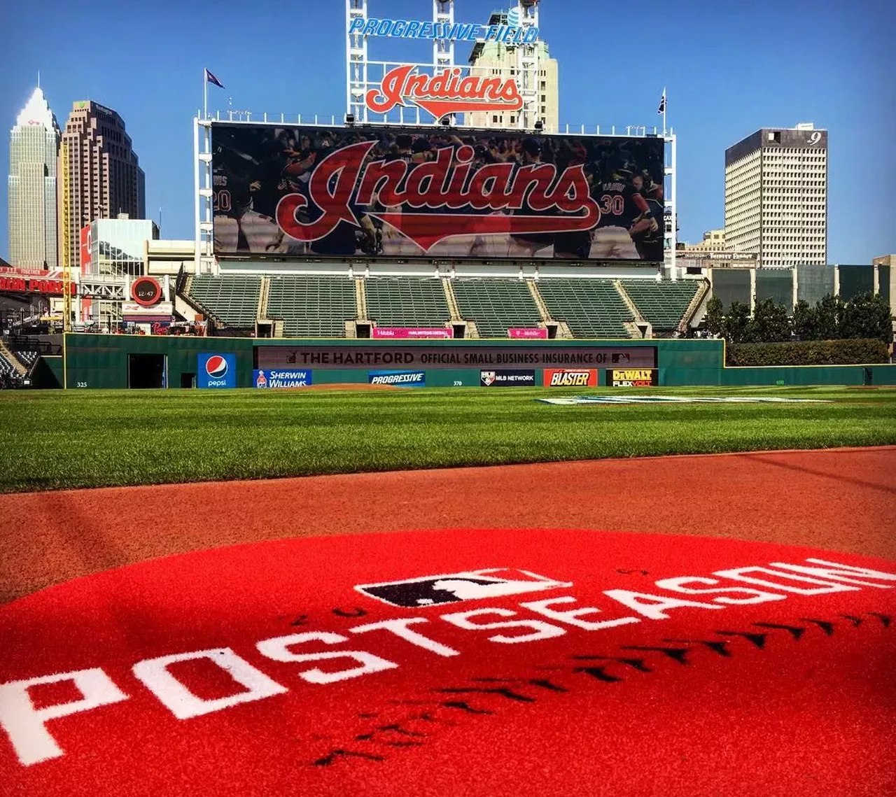 12 Lock Screen-Worthy Photos to Celebrate the Cleveland Indians ...