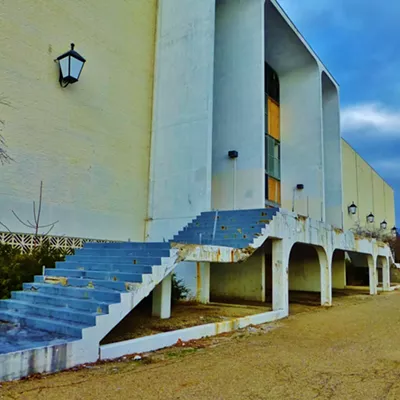 15 Photos of the Abandoned Canton Centre Mall | Cleveland | Cleveland Scene