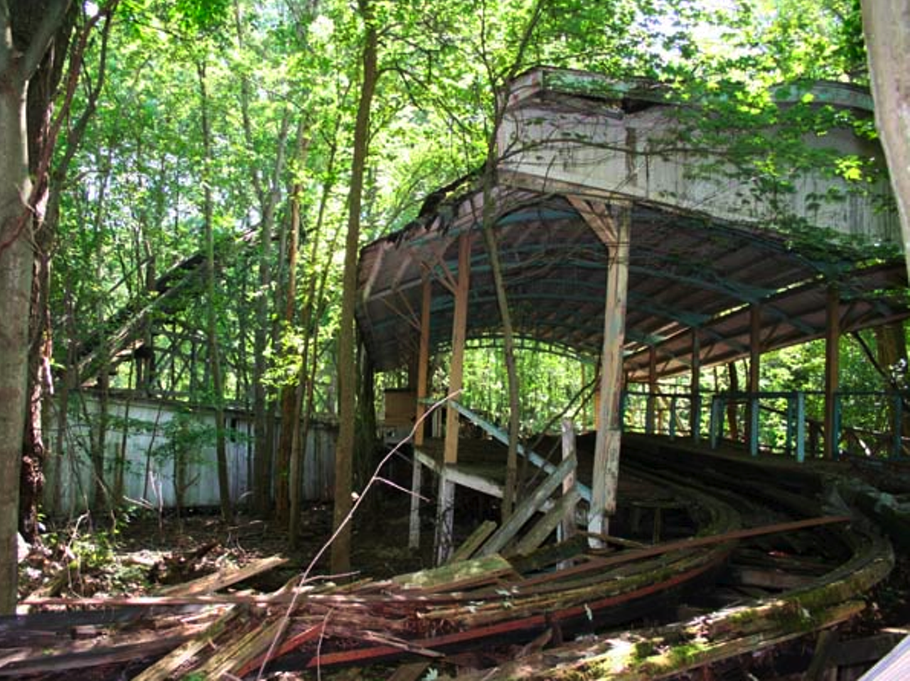 Abandoned Ohio: 20 Photos of Ohio's Deserted Landmarks | Cleveland ...