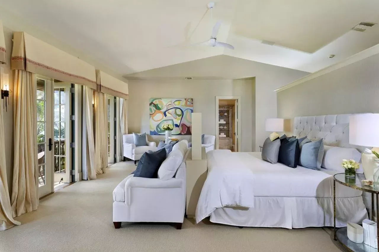 Check out the Two Insane Mansions an LLC Tied to Dan Gilbert Purchased ...