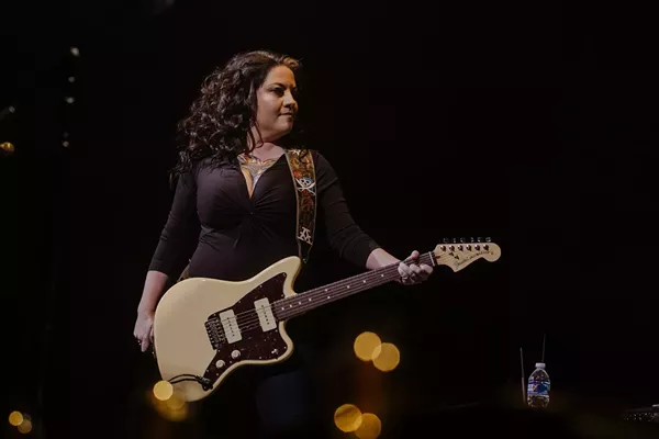 Country Singer Ashley McBryde, Who Plays the Agora in February, Talks ...