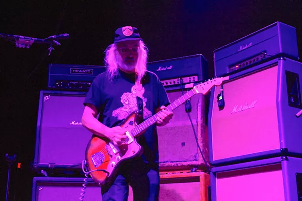 Dinosaur Jr. Deafens Flannel-Clad Crowd at the Agora | Cleveland ...