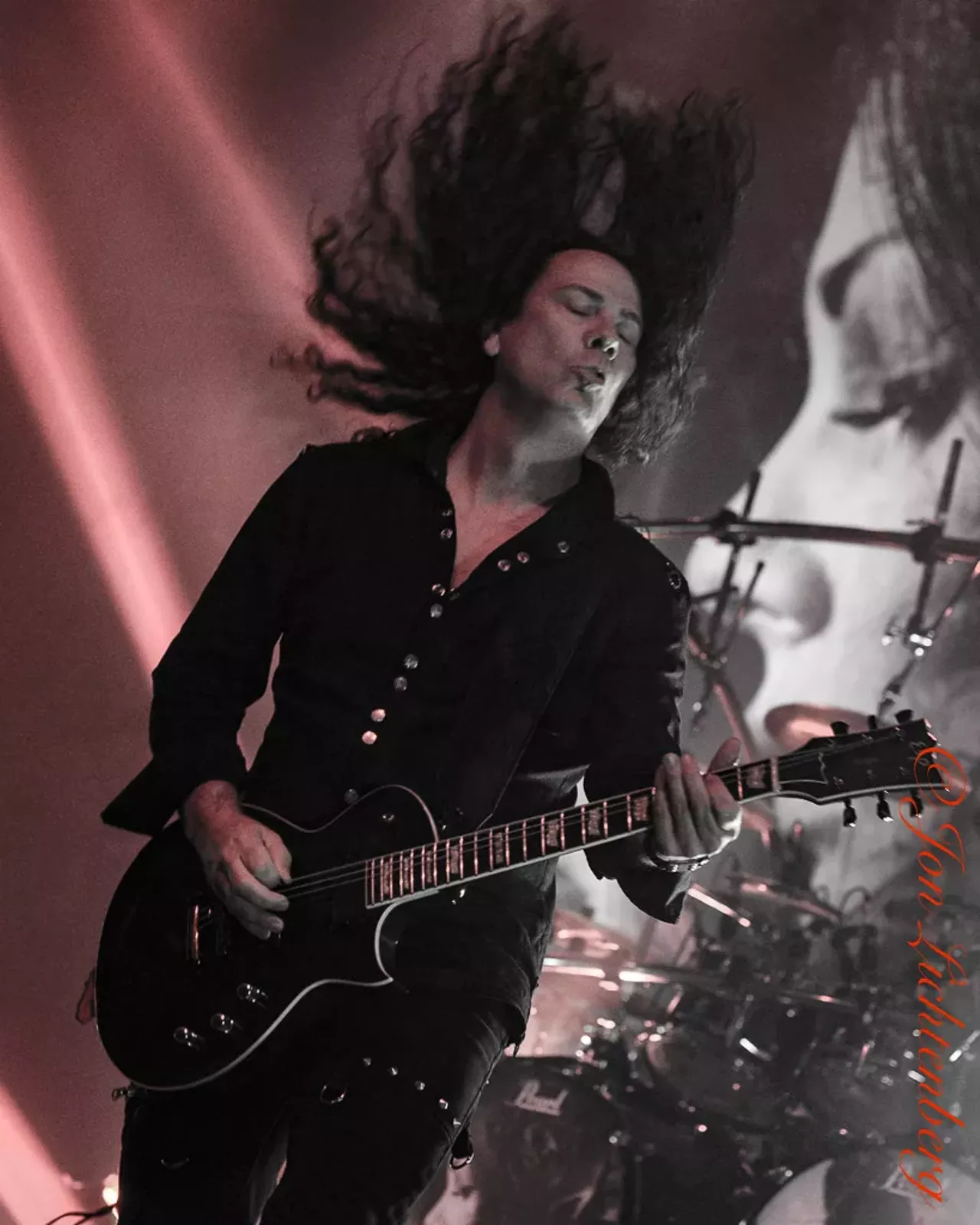 PHOTOS: Dragonforce and Kamelot performing at the Agora Theater ...