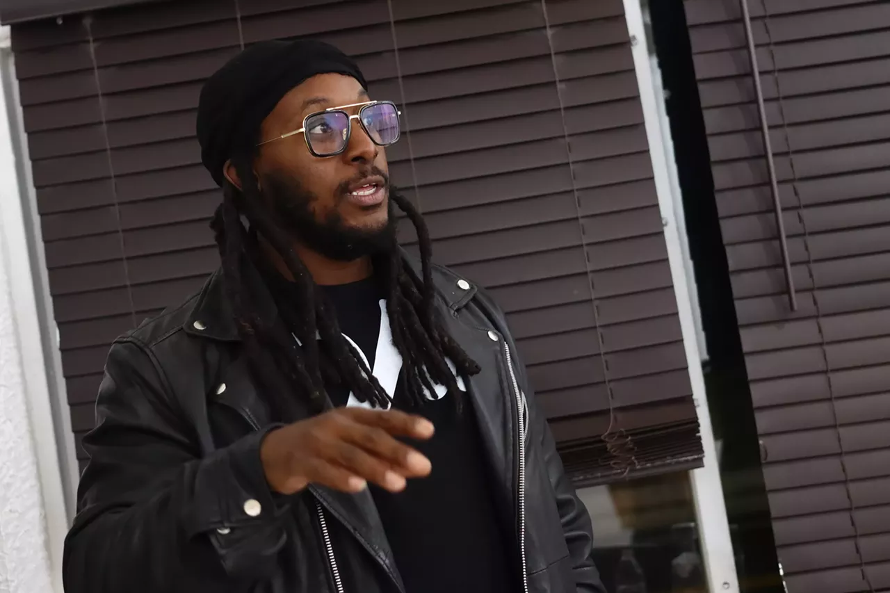 Photos From the Brown Burlesque Exhibition at Deep Roots Experience Art ...