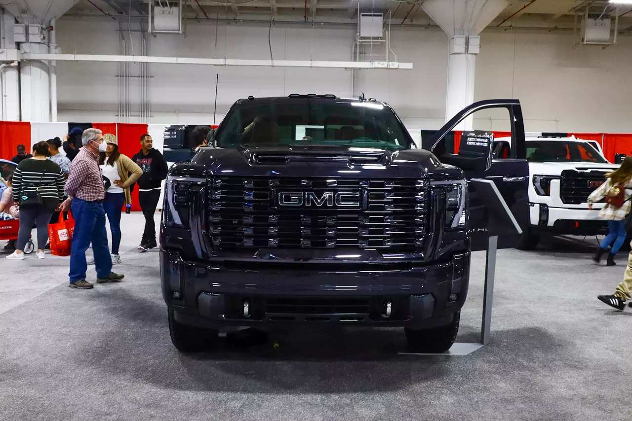 Photos: The 2023 Cleveland Auto Show Shifts into High Gear at the I-X ...