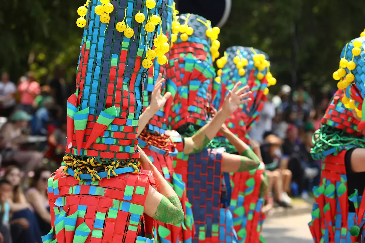 Photos: The Cleveland Museum of Art's Parade the Circle Made a Vibrant ...
