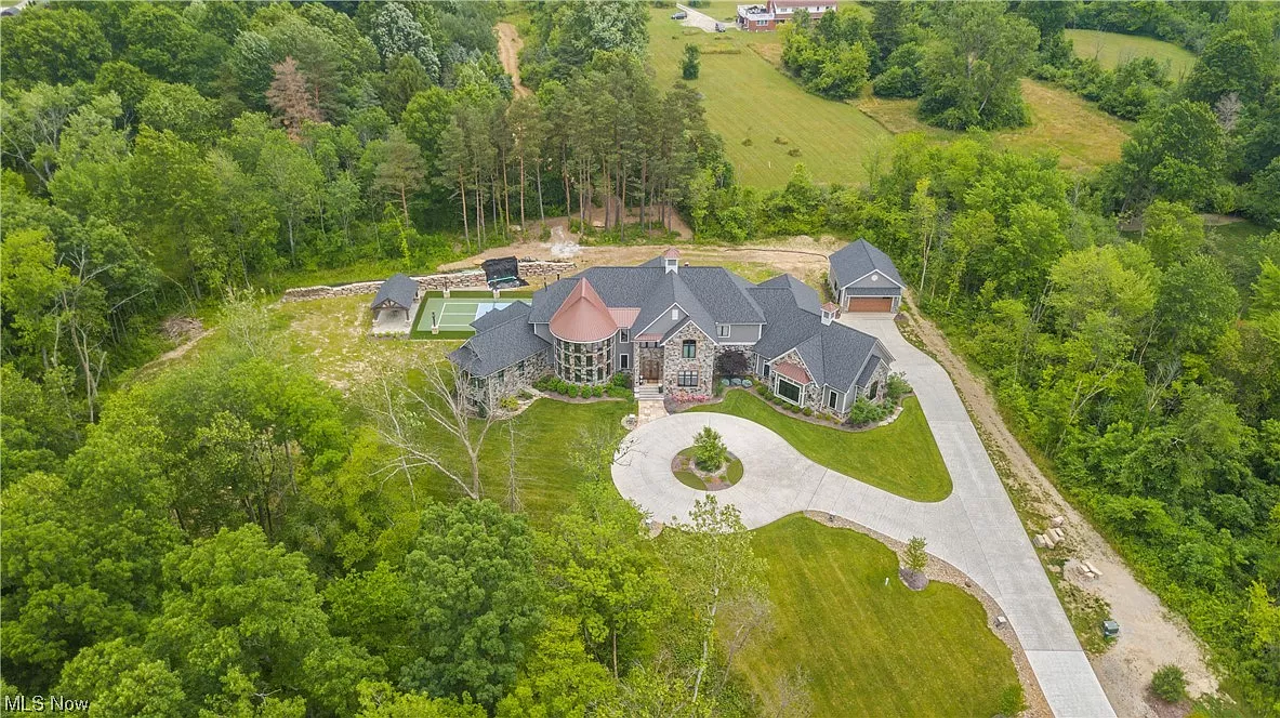 Pickleball and Chill in This Strongsville Mansion Now on the Market for ...