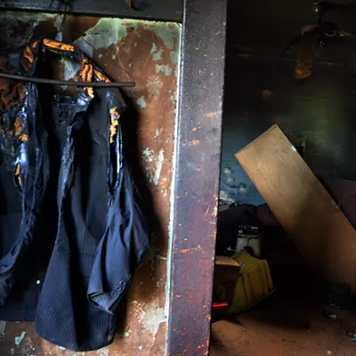 21 Stunning Photographs of Cleveland's Urban Decay by Photographer Seph ...