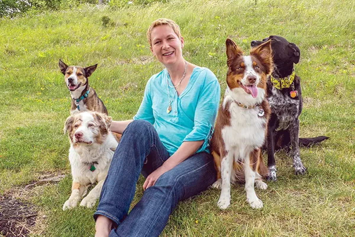 The Pet Protector: Laura Bennett | Cleveland | Cleveland Scene