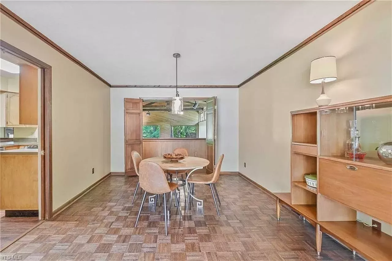 This Mid-Century Split in Fairview Park Has Amazing Retro Details and a ...