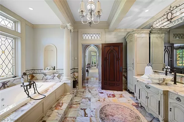 (Updated): "Ravencrest," the Cleveland Mega Mansion of the Late Scott ...