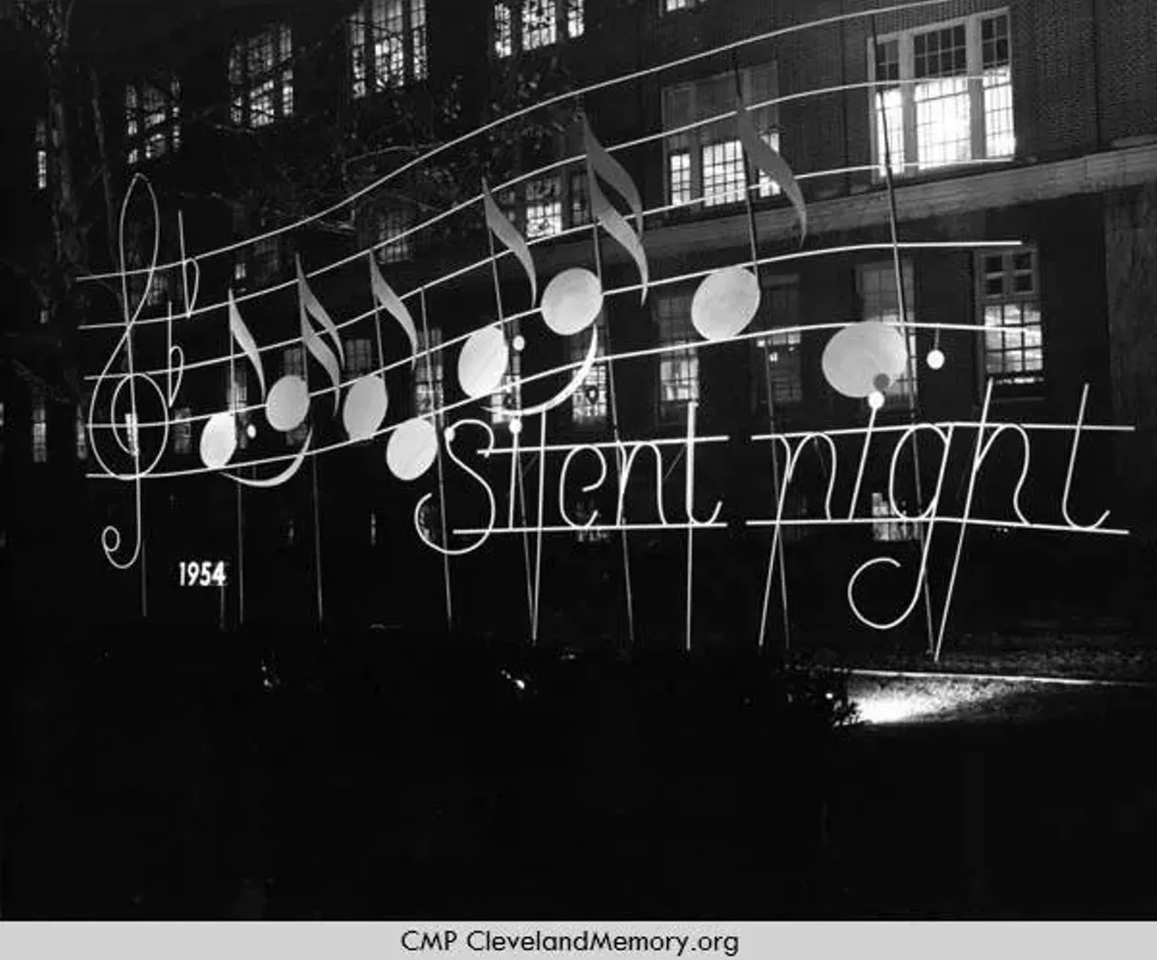 Vintage Photos of Christmas in Cleveland Throughout the 20th Century ...