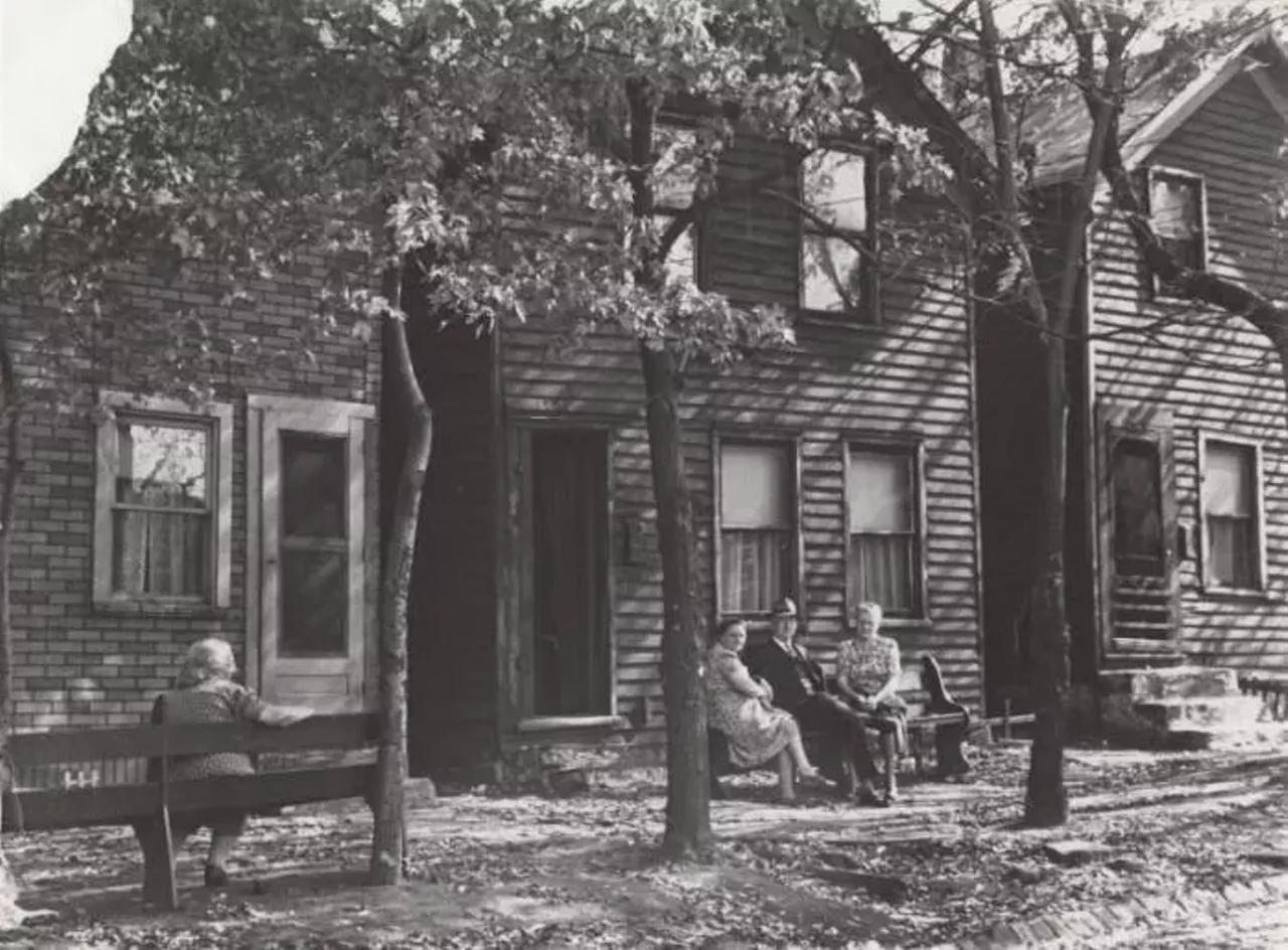 Vintage Photos: The Flats From the Late 1800s to the Mid-1900s ...